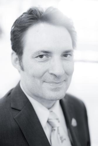 Libertarian J. Robert Latham seeks to unseat the ‘incumbent party ...