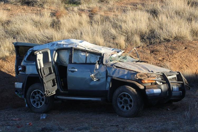 5 injured, 3 transported after 2 vehicles roll on the interstate ...