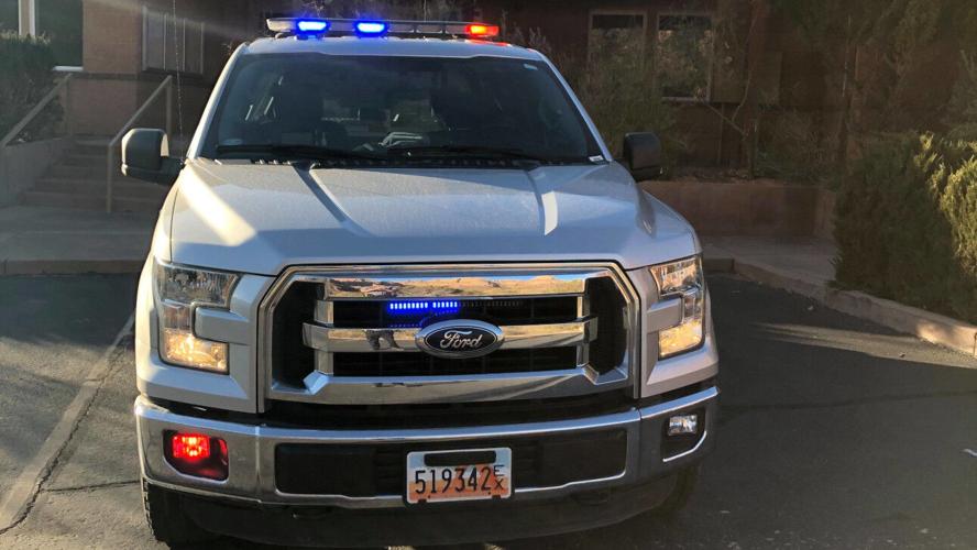 Police: Badge-wearing police impersonator pulls up to Springdale hotel ...