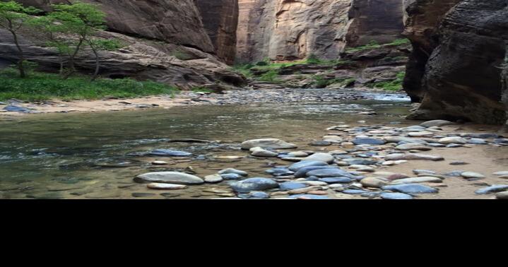 Explore: The Narrows of Zion National Park; top-to-bottom guide ...