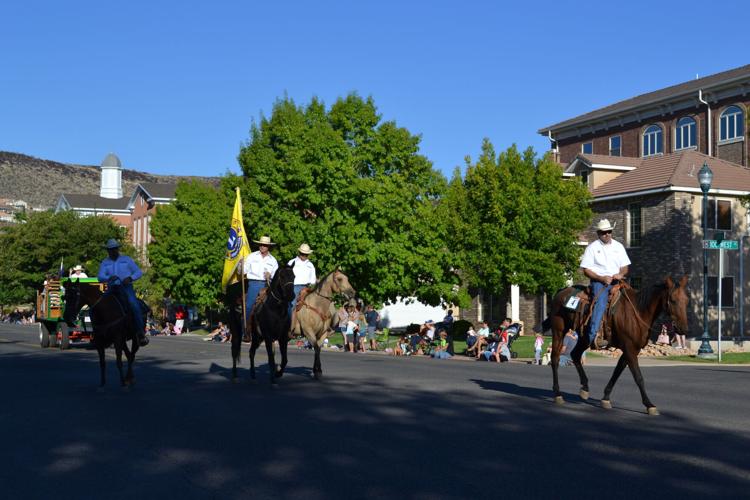 Dixie Roundup Parade trots crowded Tabernacle Street; video, photo ...