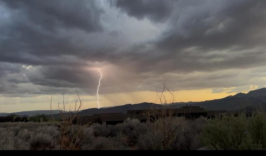 Photo gallery: Lightning, rain and cool cloud formations storm over ...
