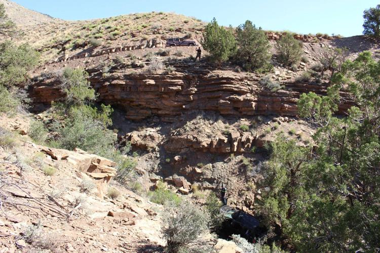 Crash into canyon near Toquerville Falls: 1 dead, 1 survivor; STGnews ...