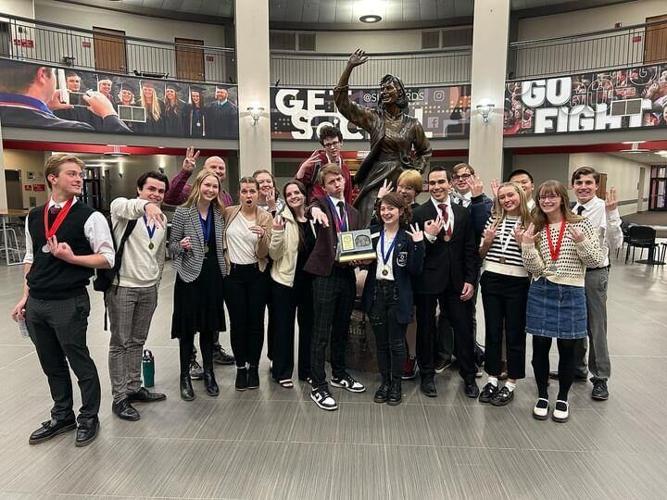 Cedar High School speech and debate team wins 3rd straight region title ...