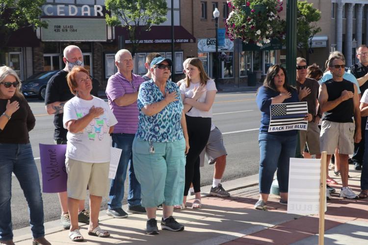 ‘We are grateful for their sacrifice’: ‘Back the Blue’ protest attracts ...