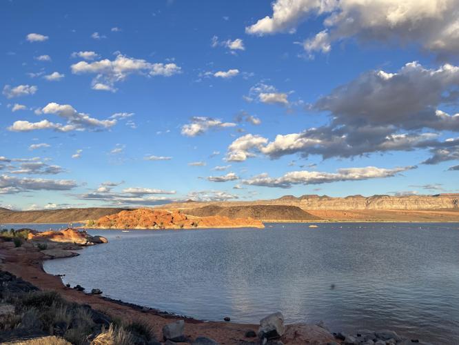 Full moon paddle tour at Sand Hollow kicks off statewide dark sky ...