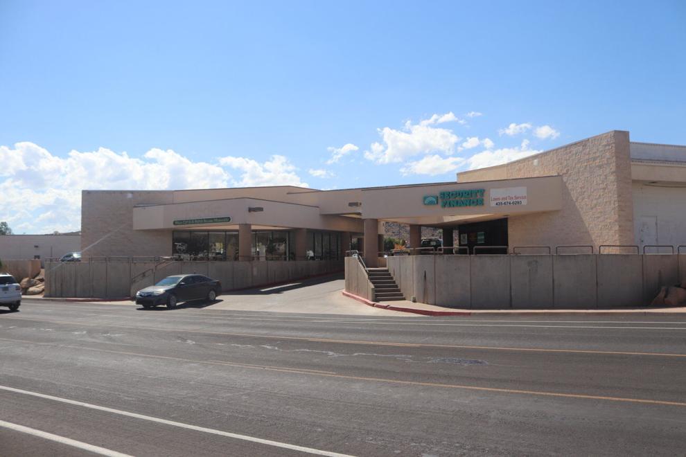 Developer moves to revive downtown shopping center as ‘St. George Place ...