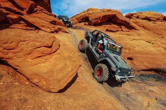 A car is born: St. George woman builds custom Jeep, preps to race the ...