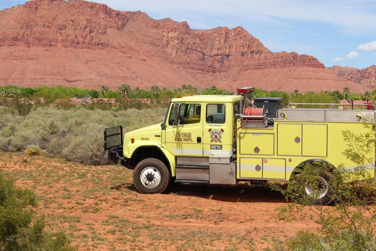 Wind causes brush fire to spread in Ivins | Local News | stgeorgeutah.com