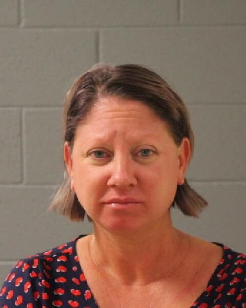 Lynn Wichman's Instagram, Twitter & Facebook on IDCrawl