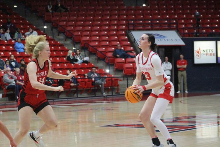 Trailblazers basketball: Women suffer tough loss at Burns arena; men ...