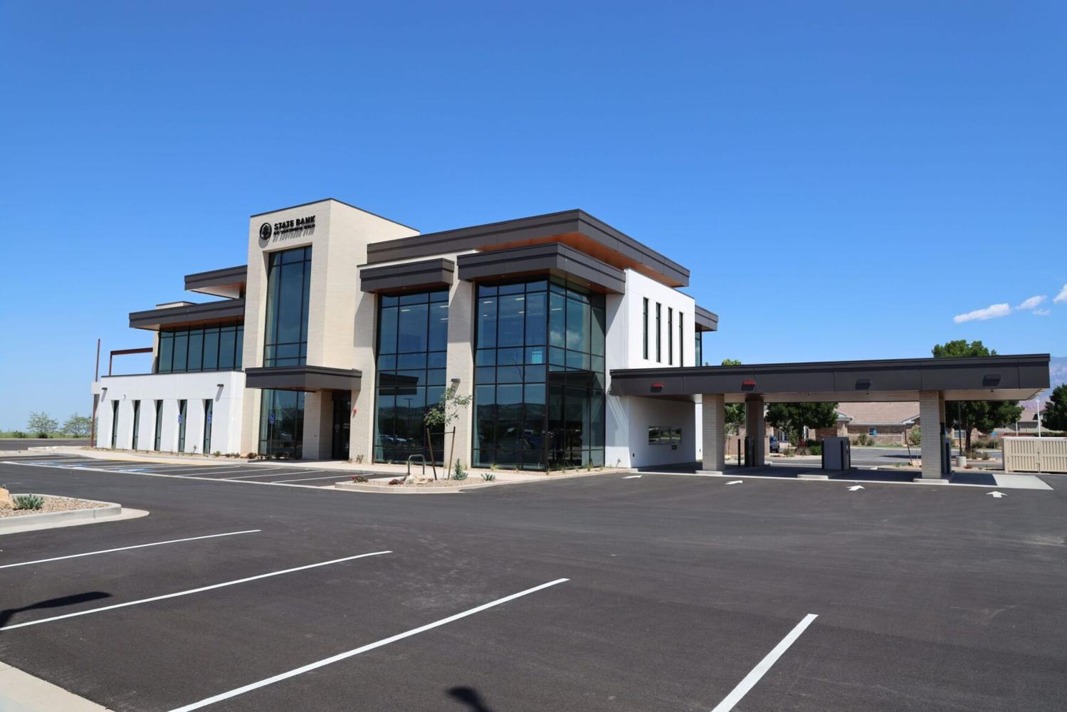 State Bank of Southern Utah opens 17th branch in Washington Fields with ...