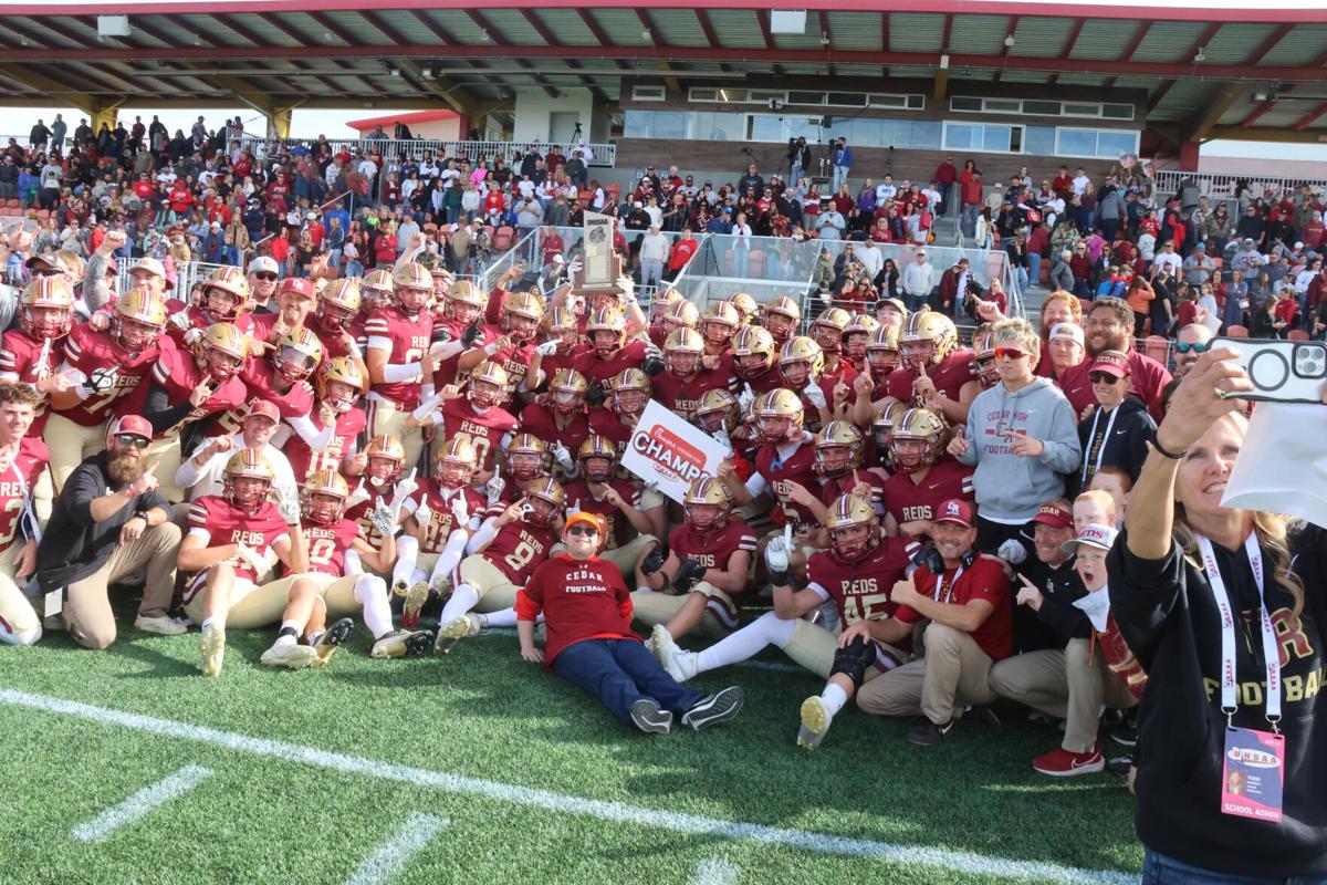'Never quit' Cedar Reds defeat Manti to claim 3A football state ...