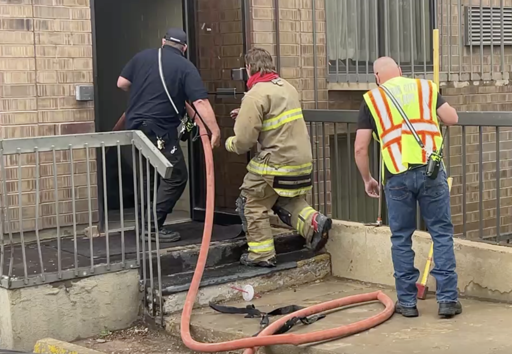 Resident charged with arson in wake of Cedar City apartment complex ...