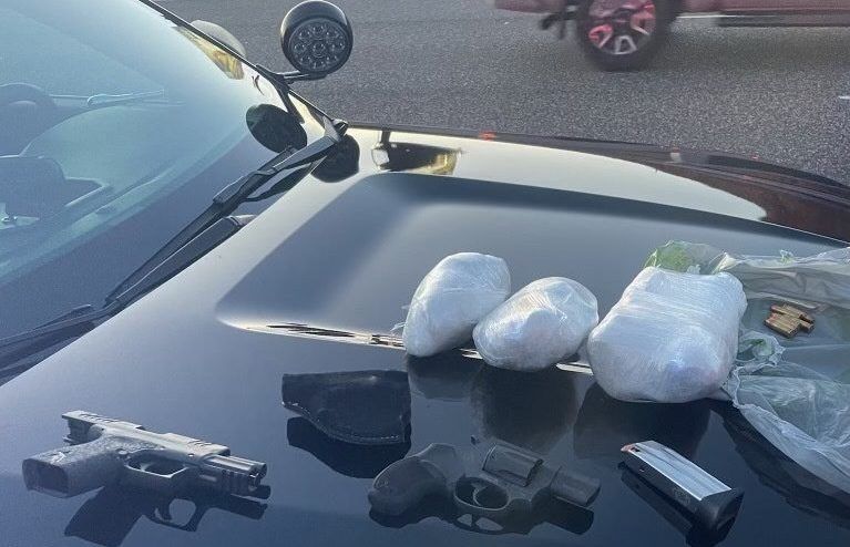 Tandem vehicles, suspicious stories lead to recovery of suspected meth ...