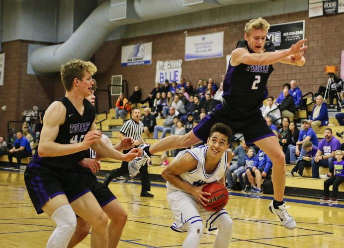 Dixie boys basketball wins big over Tooele, 75-51 | Dixie High ...