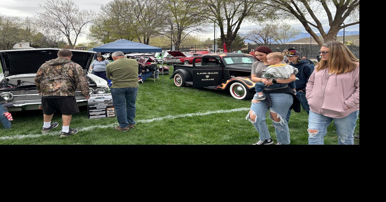 Rods and replicas: Hurricane show restores memories for auto ...