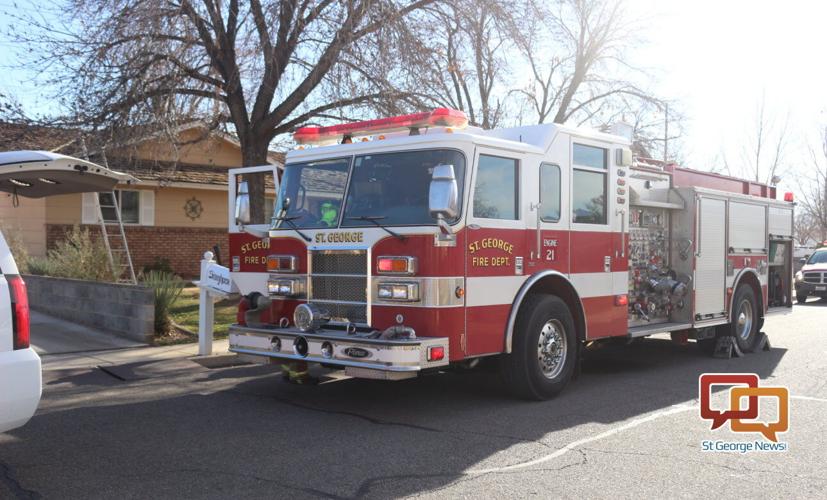 Calls from freeway motorists help firefighters locate rooftop fire ...
