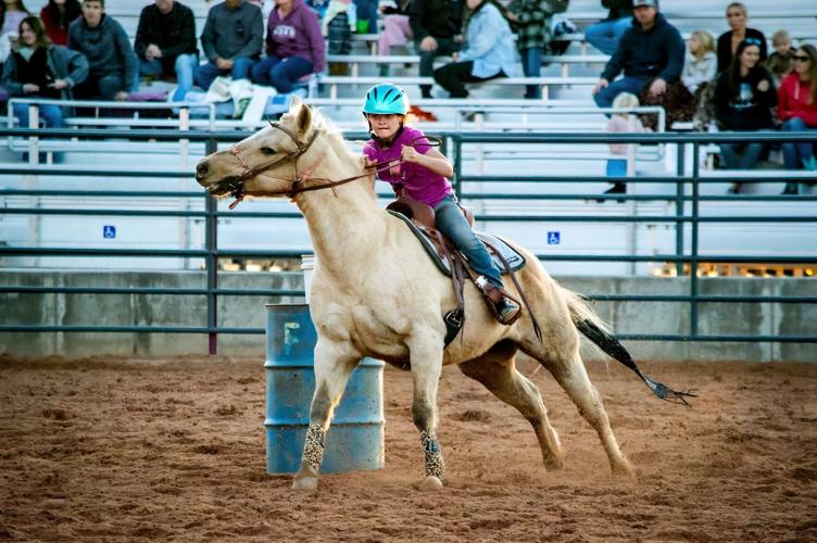 Cowboys and cowgirls ride in Hurricane for Veterans Memorial Park ...