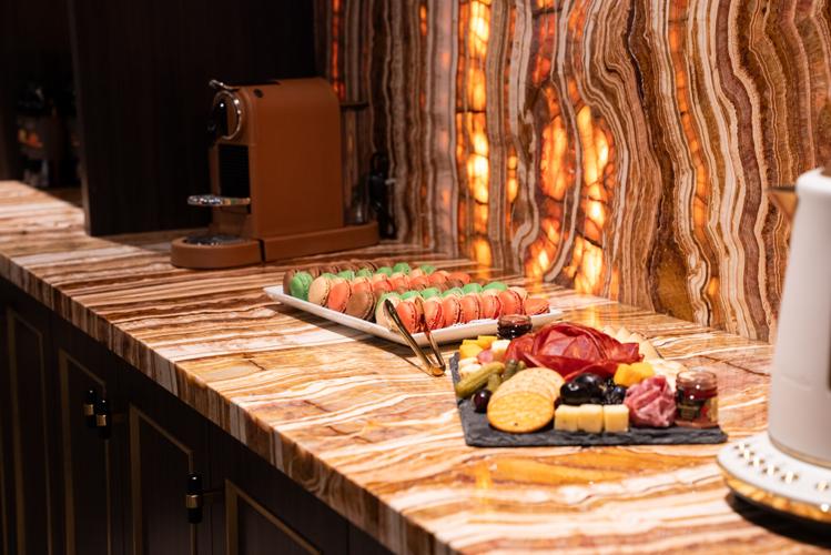 Eureka Casino Resort unveils new Onyx Lounge as part of ongoing $100 million transformation ...