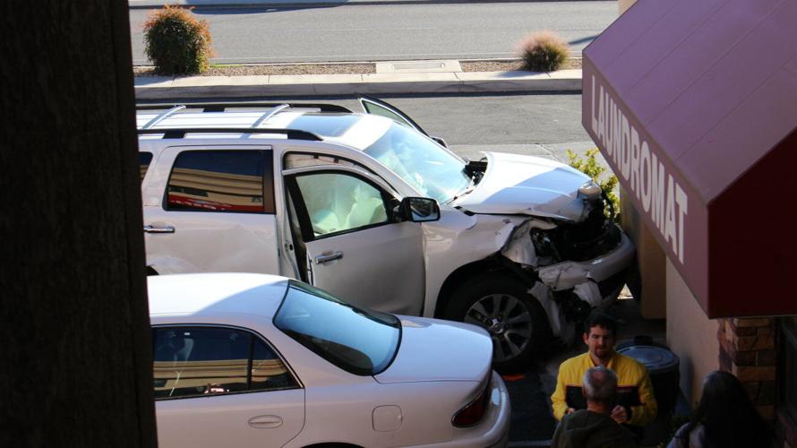 3 people taken to hospital after Telegraph Street collision | Local ...