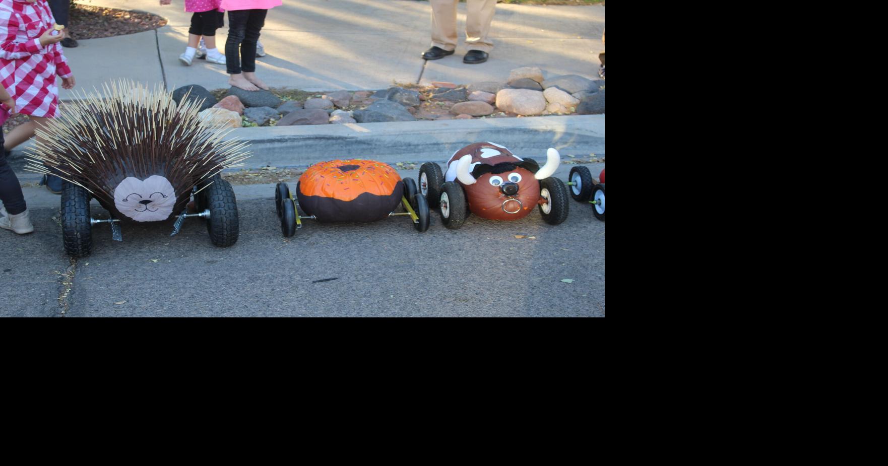 Families compete in Halloween pumpkin derby | News | stgeorgeutah.com