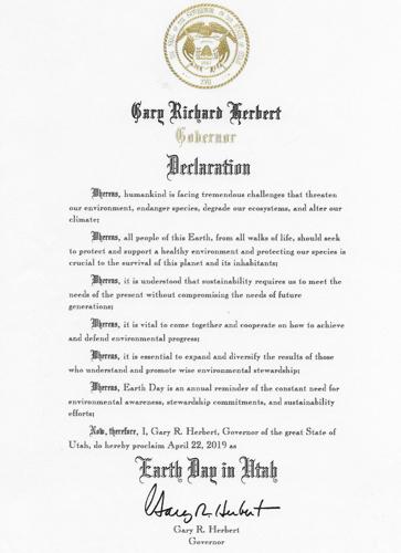 City presents proclamation to local DAR chapter recognizing Earth Day ...