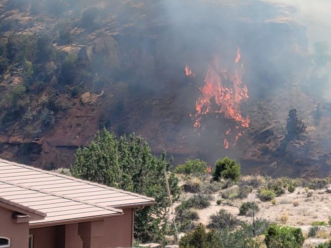 UPDATED: Brush fire near Rockville shuts down SR-9 west of Zion ...