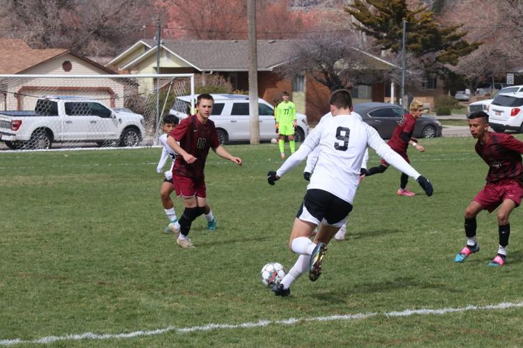 Region 9 boys soccer: Mustangs ground Flyers; Thunder, Reds also ...