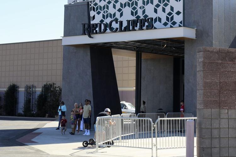 Red Cliffs Mall evacuated and searched by bomb dogs after staff ...
