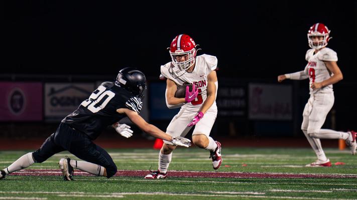 Region 9 football: 3 road teams win as Flyers, Mustangs, Thunder light ...