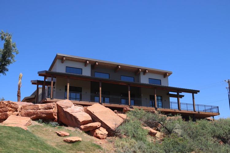 Old Dixie Red Hills Golf Course clubhouse demolished as new one opens ...