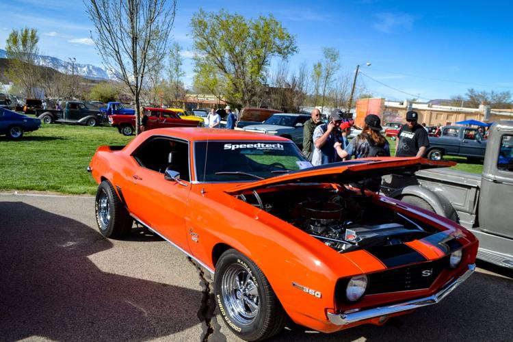 Photo gallery: Thousands gather for Hurricane car show in support of ...