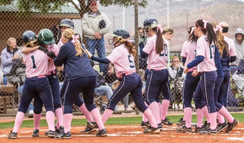 Softball roundup: Little sister Gates slams SC past Falcons | Canyon ...