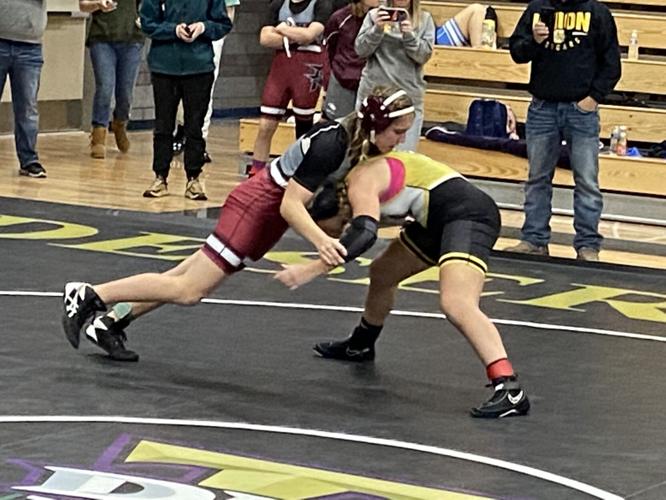 Region 10 wrestling preview: Desert Hills hosts Days of Thunder, girls ...