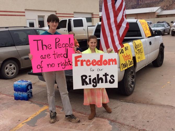 Colorado City, Hildale residents protest FLDS corruption as federal ...
