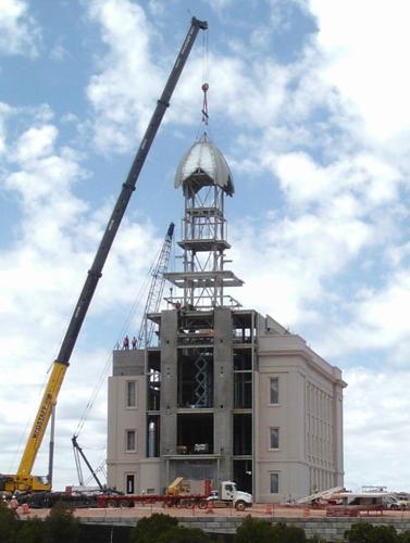 Here comes the steeple: LDS temple gets new top | Life | stgeorgeutah.com