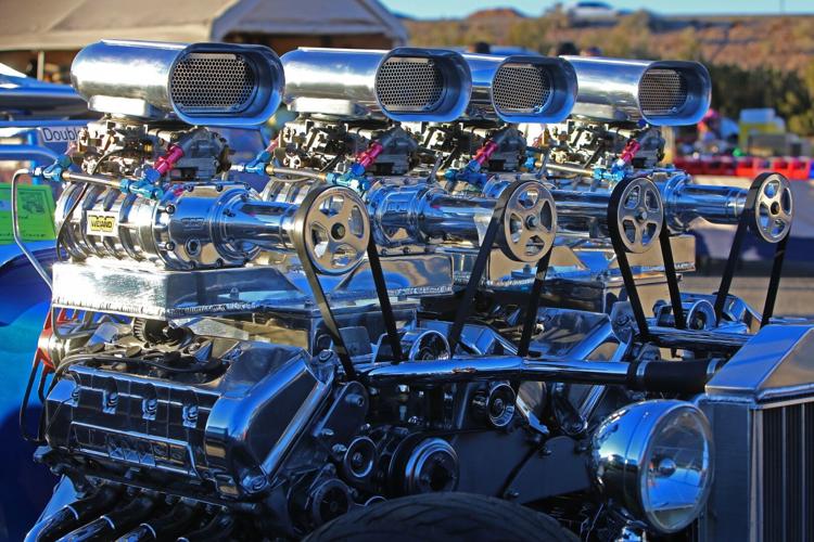 Motor Mania weekend is on in Mesquite; STGnews Photo Gallery | Arts ...