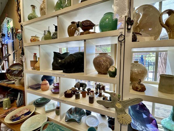 Explore local artisan pottery at this Kayenta co-op | Arts ...