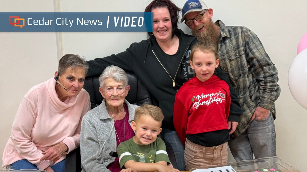 Longtime elementary school aide Peggy Hilliard, 90, bids farewell after ...