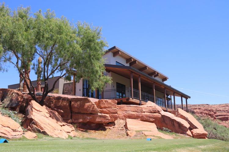 Old Dixie Red Hills Golf Course clubhouse demolished as new one opens ...