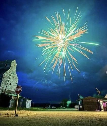 Fireworks dazzle in Reed Point | News | stillwatercountynews.com