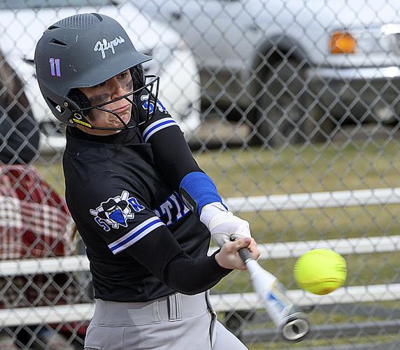 Renegades lose late to Huntley, Livingston | Sports ...