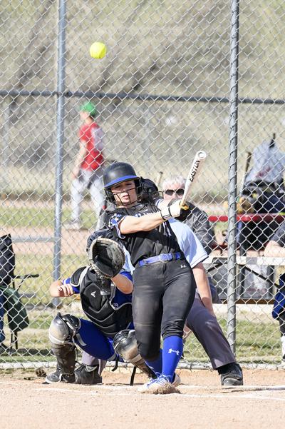 Renegade softball sweeps weekend | Sports | stillwatercountynews.com