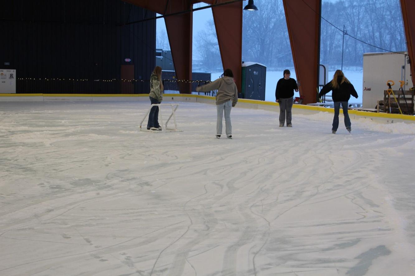 Ice rink opens at Civic Center | News | stillwatercountynews.com