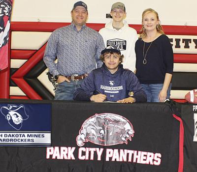 Wyatt Hamilton signs letter of intent for South Dakota football ...