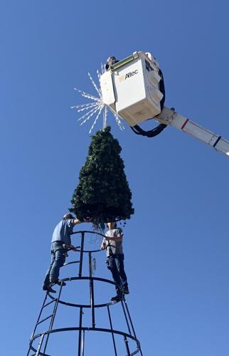 City prepares for holiday season | Community | stilwelldemocrat.com