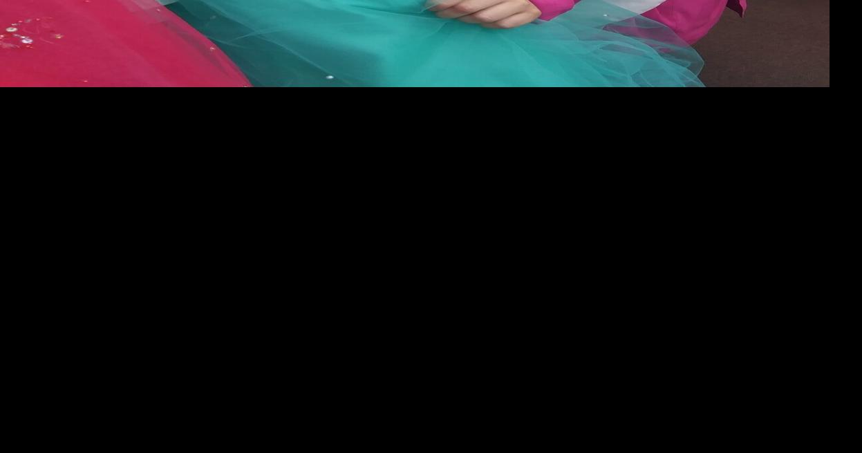 Berry Closet celebrates opening to help with inexpensive attire ...