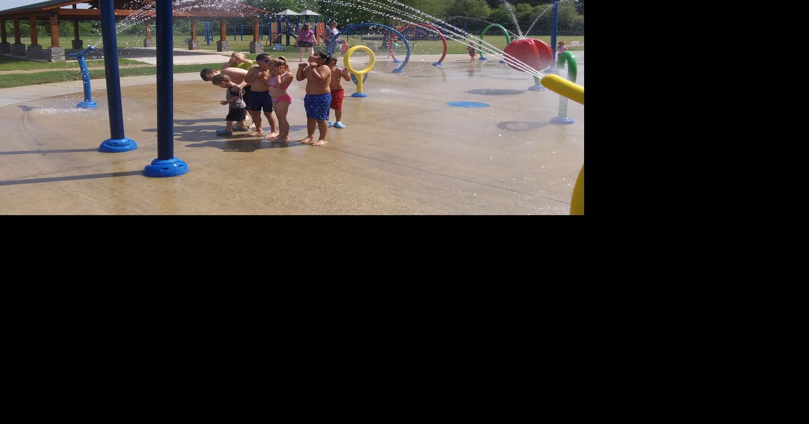 Splash pad draws excitement from local kids | News | stilwelldemocrat.com