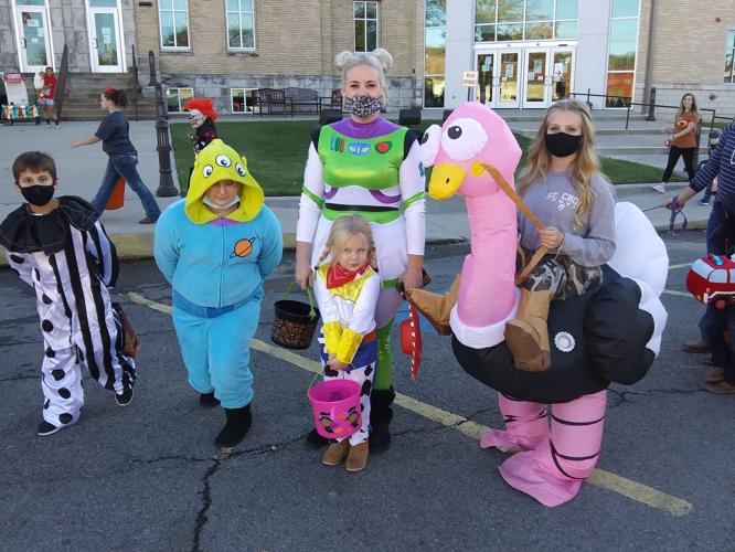 Stilwell Halloween fun at Trunk-O-Ween | Community | stilwelldemocrat.com